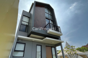 The Terrace at Ayodhya Garden - Rumah Tropis 7 Menit dari Mal